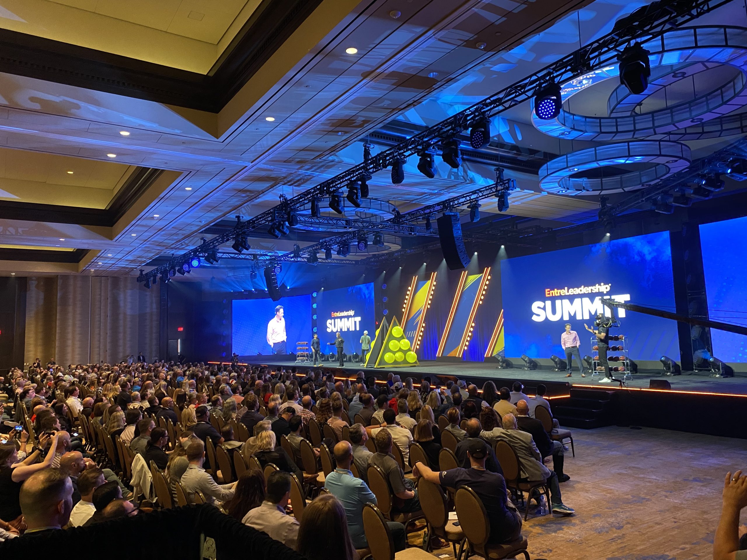 Hiring For A Conference 5 Differences Between Concert And Conference
